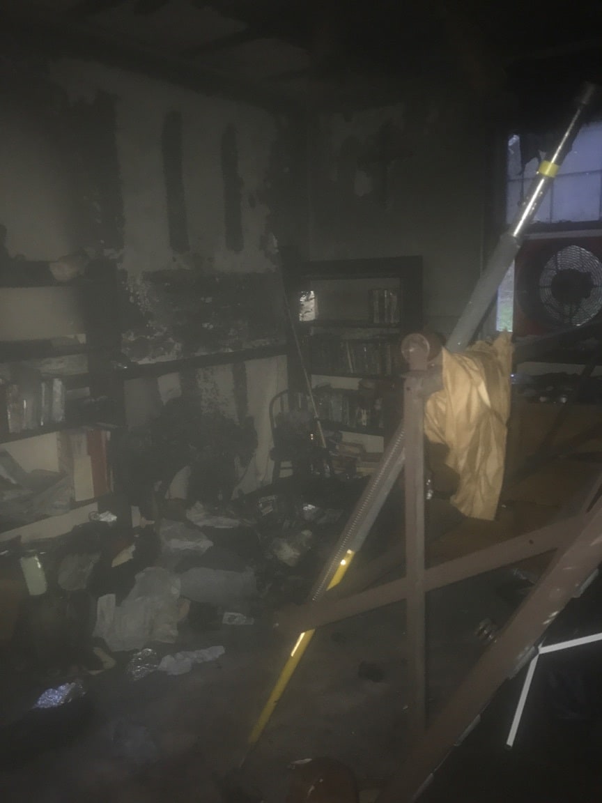 Vape Cigarette Explosion Starts Fire, Injures Smoker